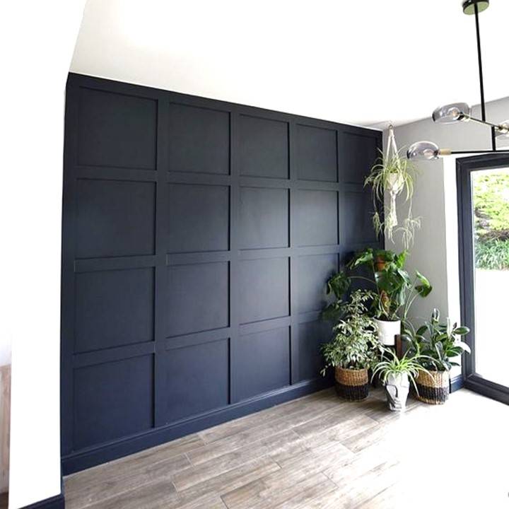 DIY Accent Wall / Modern Wainscoting
